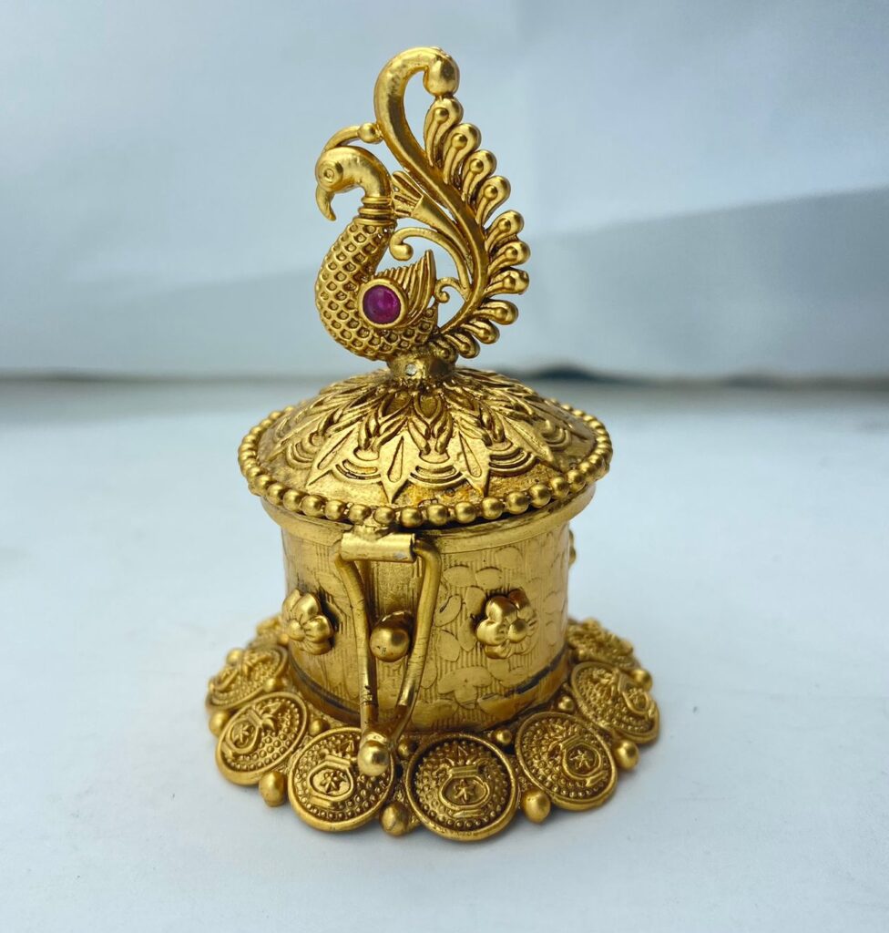 Traditional Design Brass Antique Kumkum Box, Premium Quality, Sindoor ...