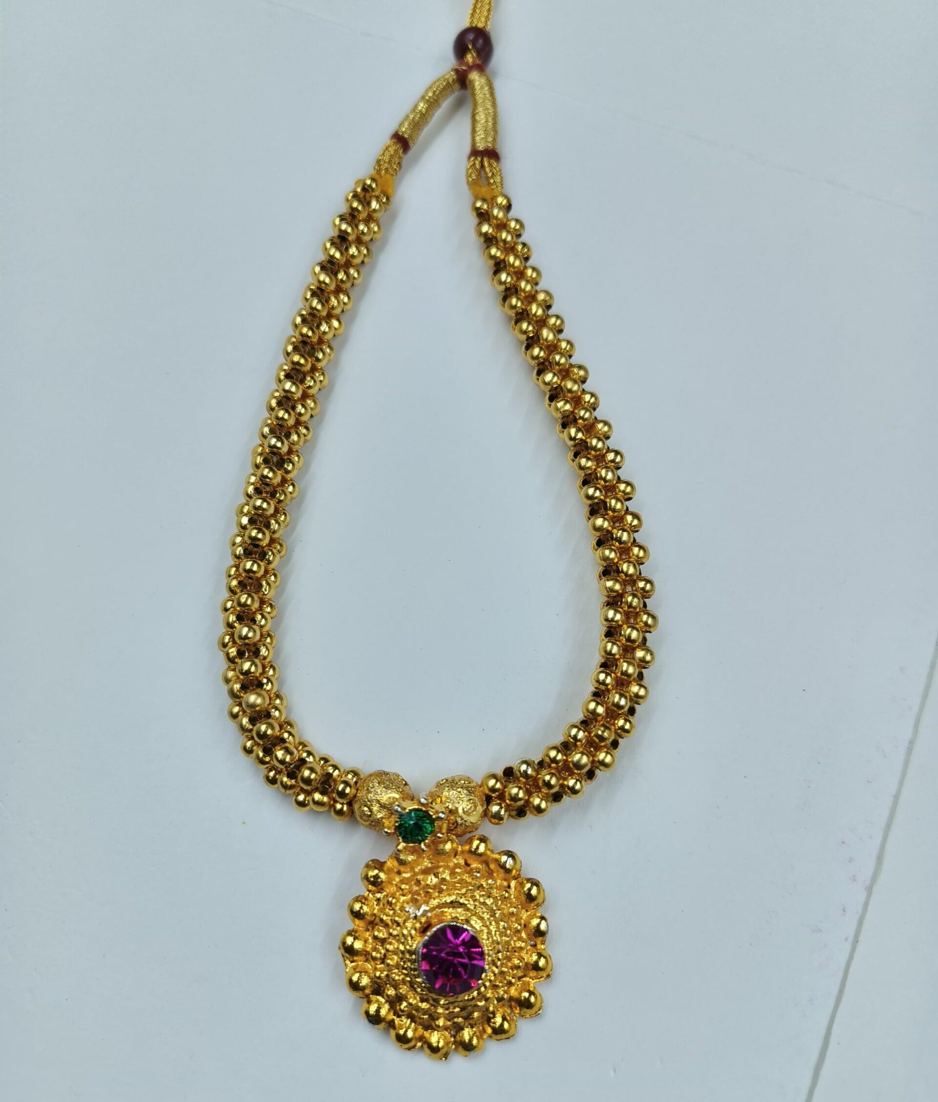 Maharashtrian thushi design store